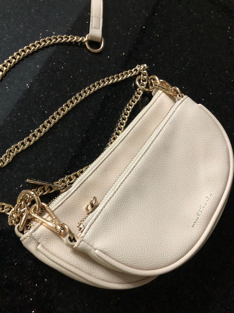 Matthews Pouch with sling chain, Women's Fashion, Bags & Wallets ...