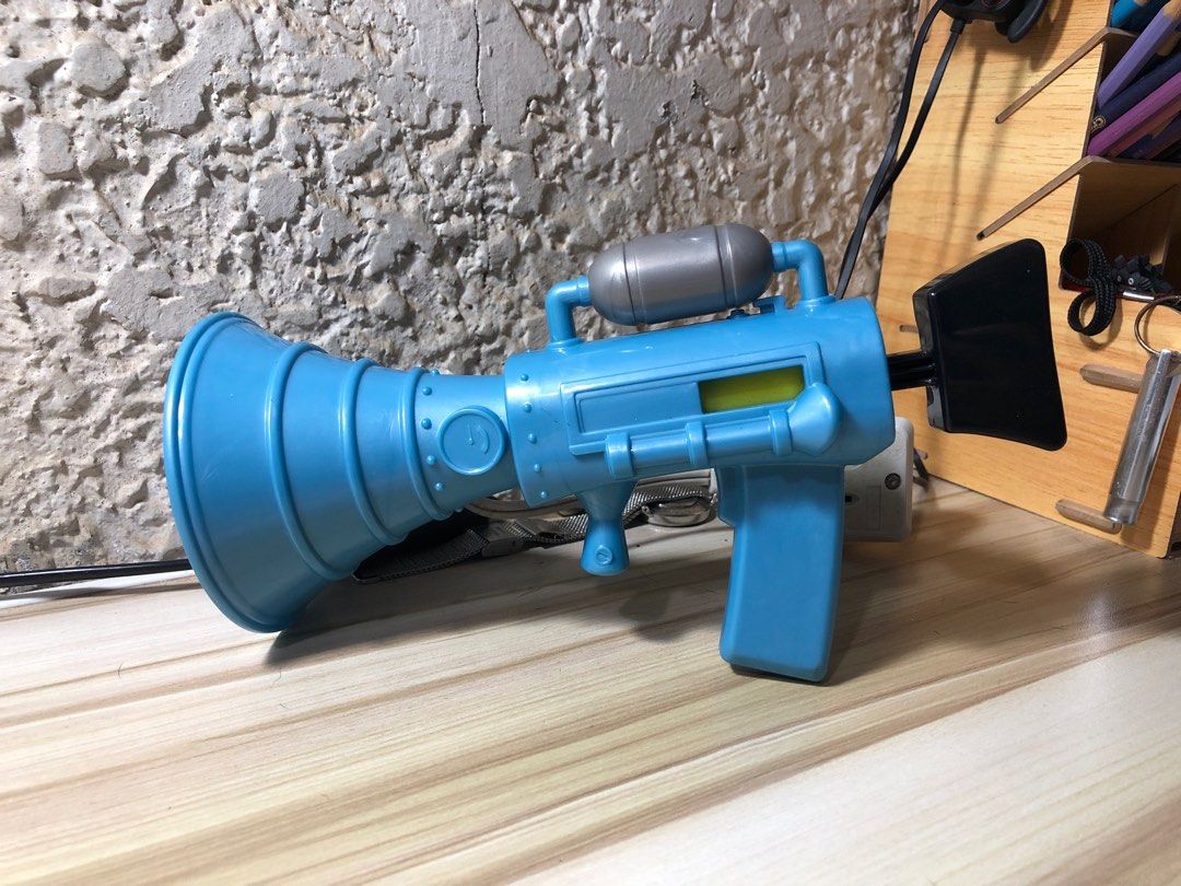Minions fart gun, Hobbies & Toys, Toys & Games on Carousell