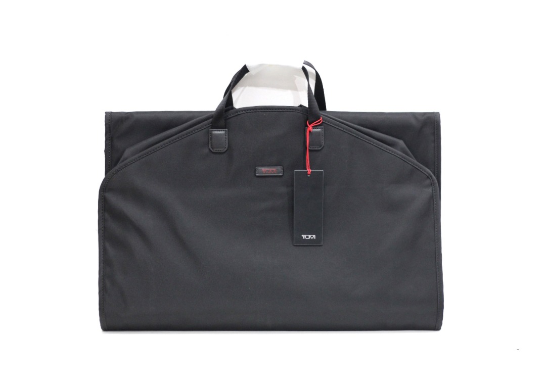 New Tumi 014903D - Alpha Garment Cover / Suit bag for travel, Hobbies ...