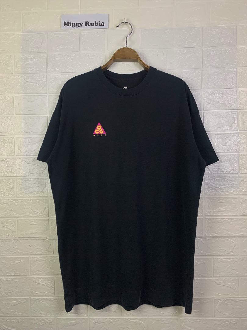 NIKE ACG, Men's Fashion, Tops & Sets, Tshirts & Polo Shirts on Carousell