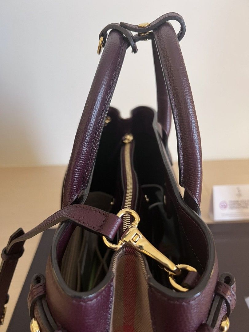 Original Burberry Banner, Luxury, Bags & Wallets on Carousell