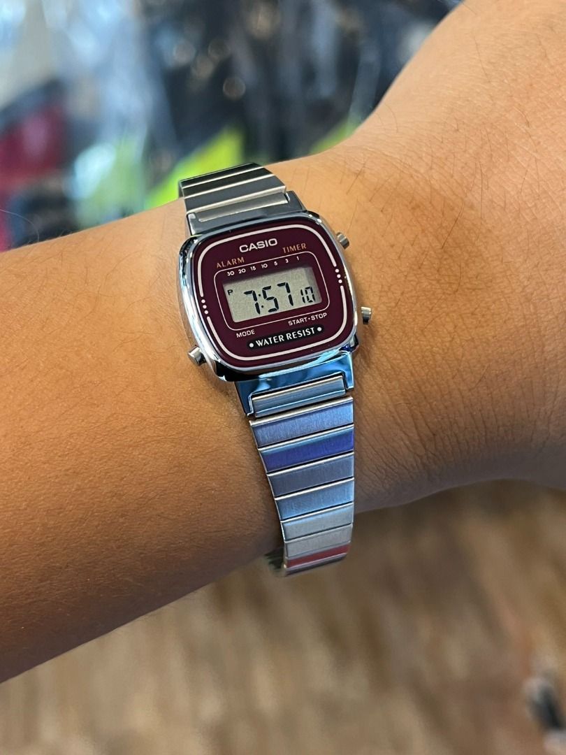 ORIGINAL CASIO Digital Maroon Dial Ladies Watch LA670WA-4DF, Women's ...