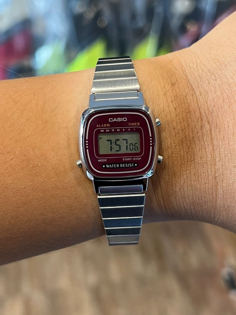 ORIGINAL CASIO Digital Maroon Dial Ladies Watch LA670WA-4DF, Women's ...