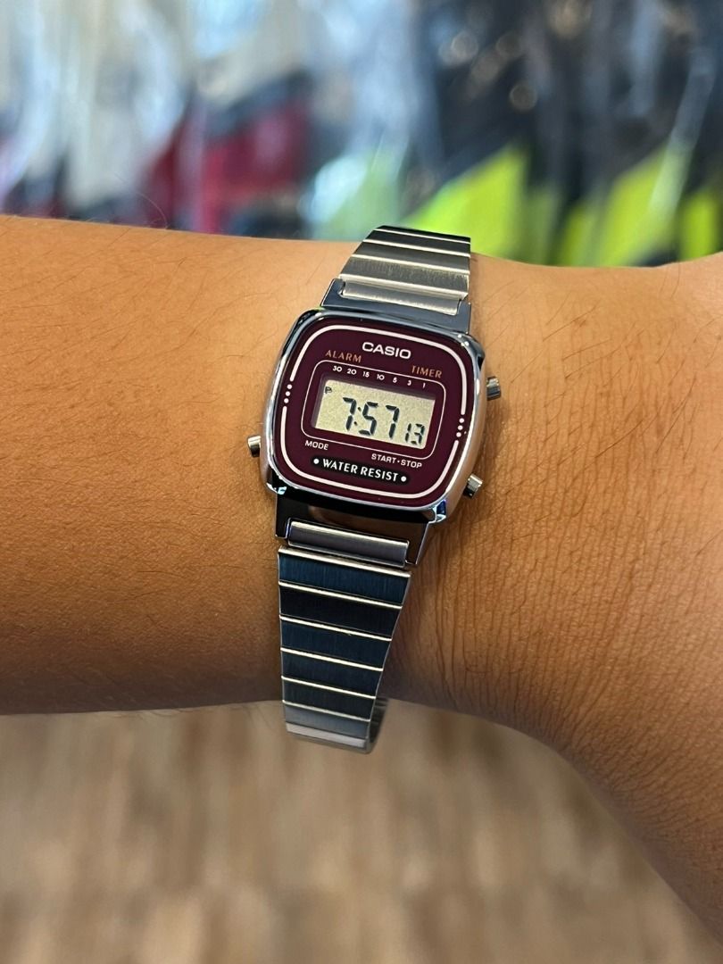 ORIGINAL CASIO Digital Maroon Dial Ladies Watch LA670WA-4DF, Women's ...