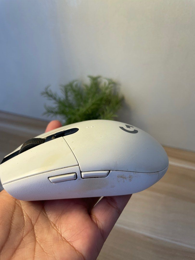 Original Logitech G304, Computers & Tech, Parts & Accessories, Mouse ...