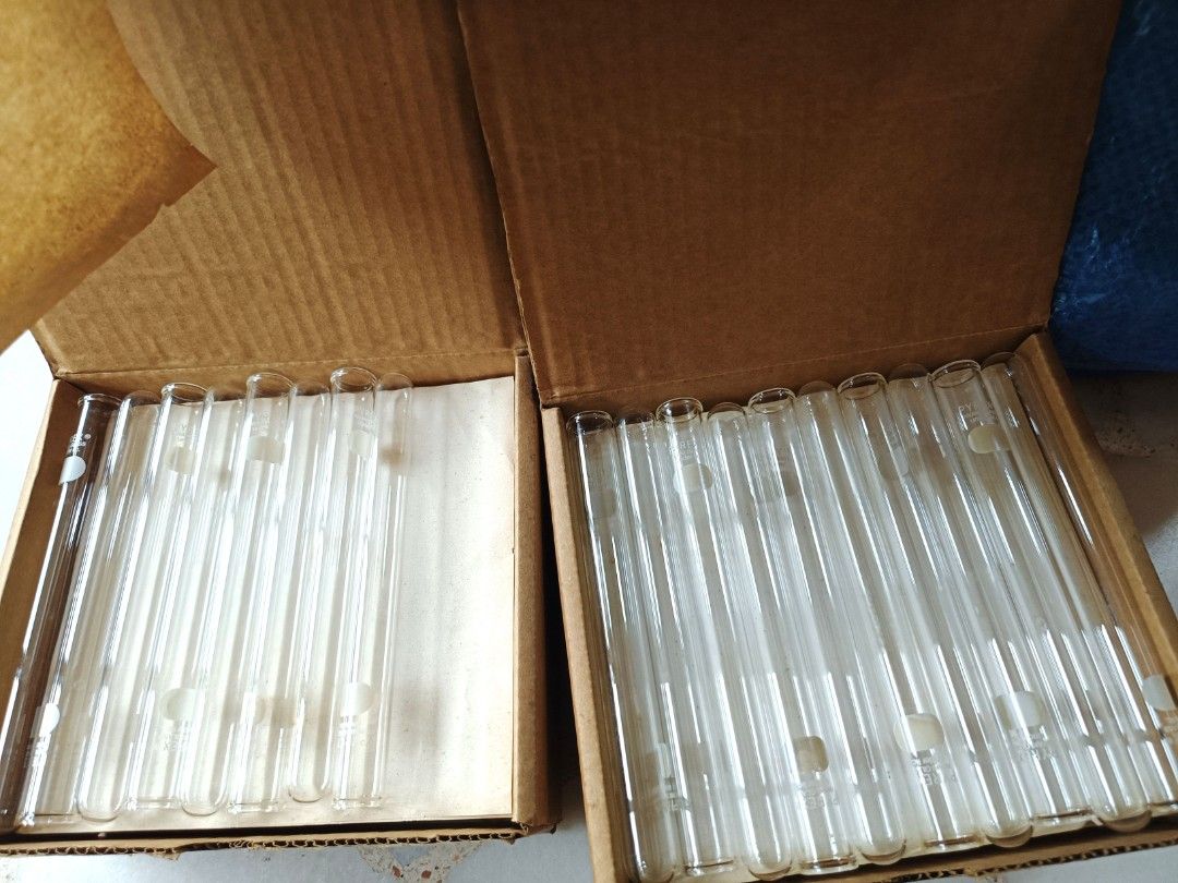 Pyrex Glass Test Tubes (98pcs), Everything Else on Carousell