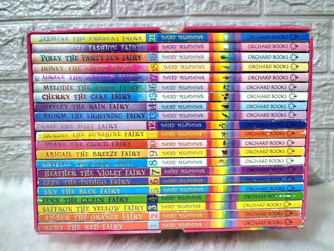 RAINBOW MAGIC BOOK SET, Hobbies & Toys, Books & Magazines, Children's ...