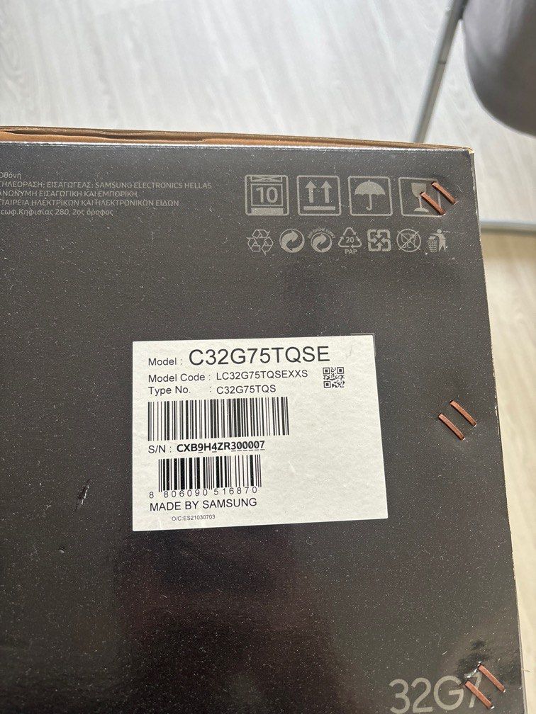 Samsung Odyssey G7 32 inch curved monitor, Computers & Tech, Parts ...