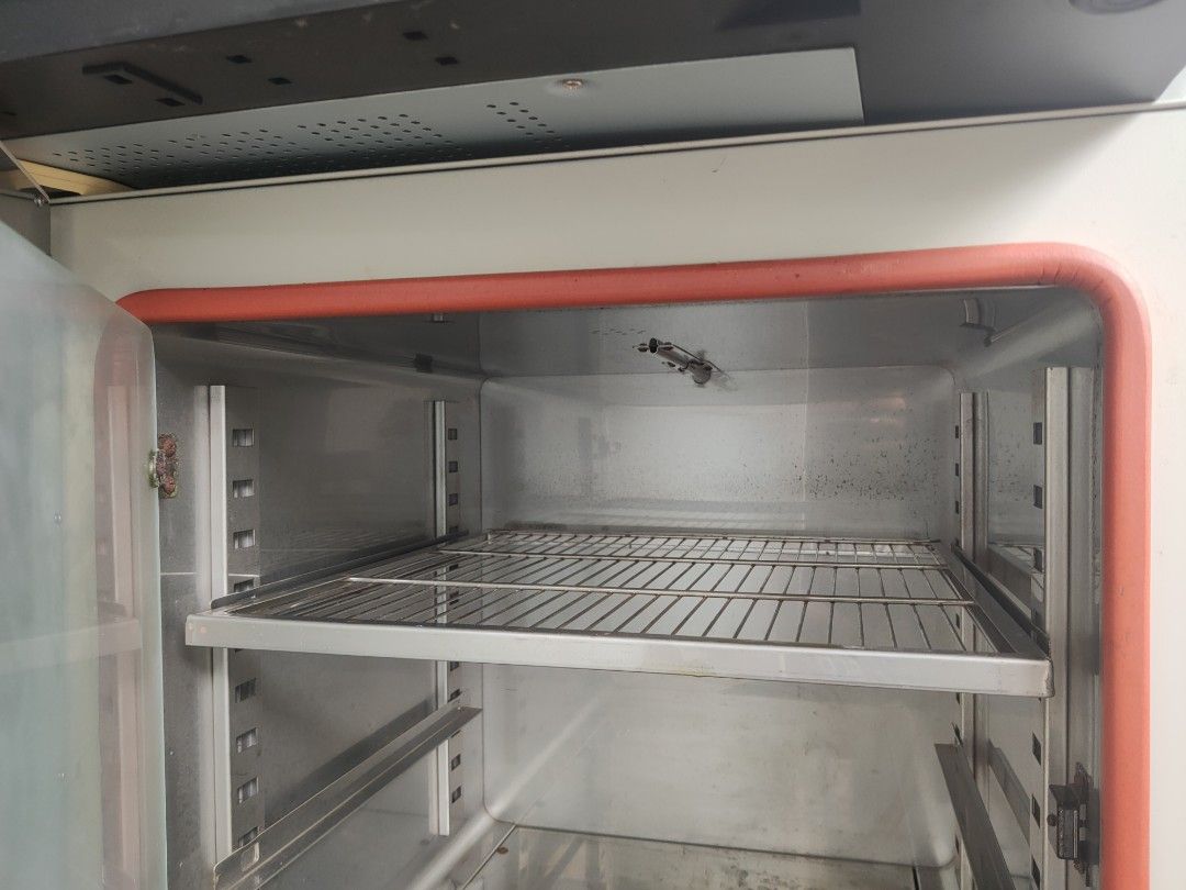 Sanyo Laboratory Incubator for sale @ $400 each (AAR 2159), Health & Nutrition, Medical Supplies ...