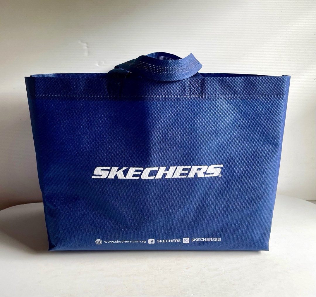 Skechers Carrier Bag and Skechers Paper Bag, Sports Equipment, Other ...
