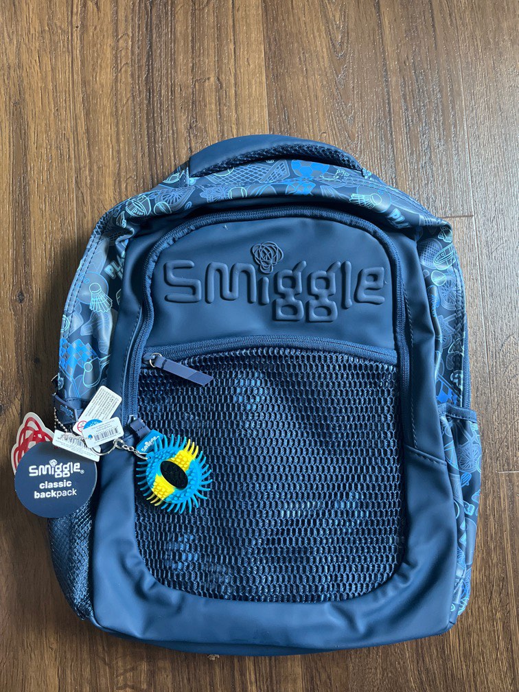 Smiggle classic backpack, Hobbies & Toys, Stationery & Craft ...