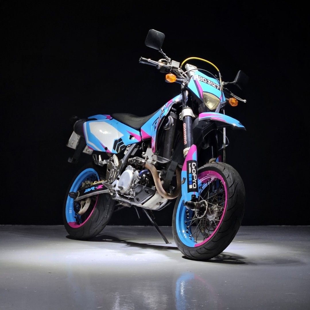 Suzuki DRZ 400SM, Motorcycles, Motorcycles for Sale, Class 2B on Carousell