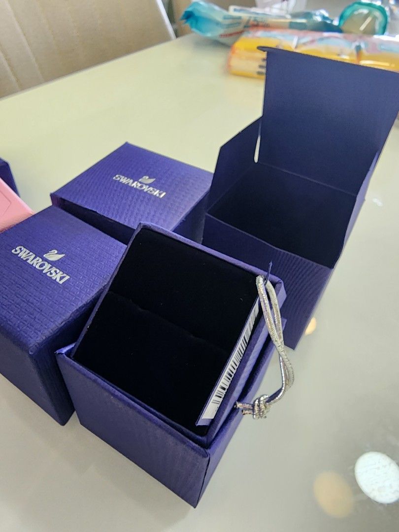 Swarovski boxes and bags, Women's Fashion, Jewelry & Organisers ...