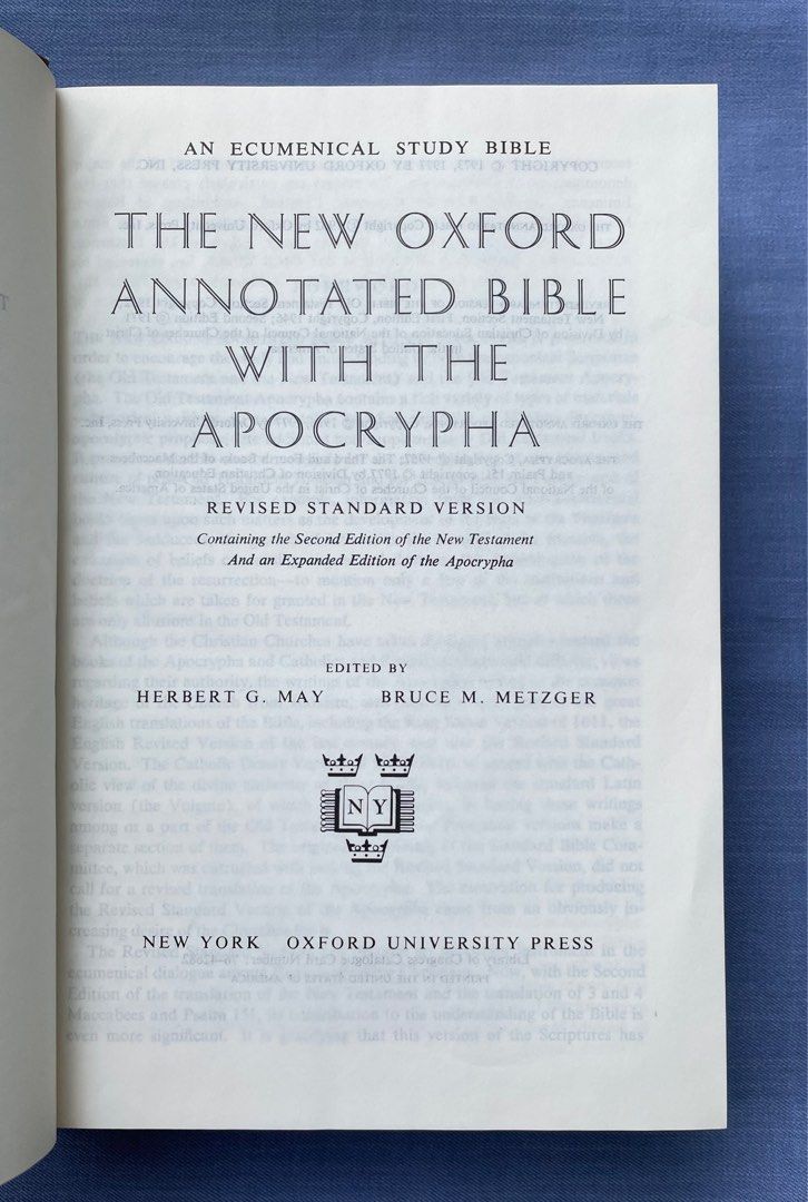 The New Oxford Annotated Bible with Apocrypha An Ecumenical Study Bible ...