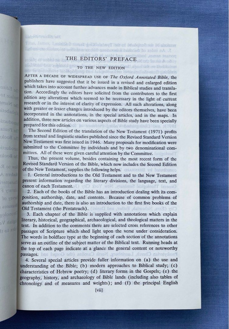 The New Oxford Annotated Bible with Apocrypha An Ecumenical Study Bible ...