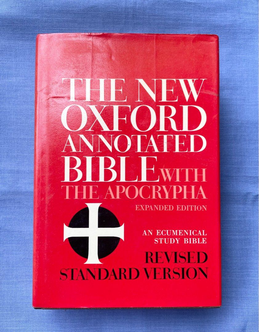 The New Oxford Annotated Bible with Apocrypha An Ecumenical Study Bible ...