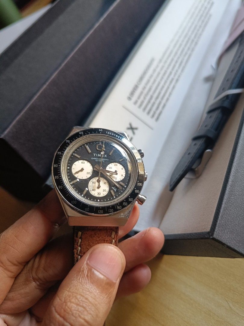 Timex chronograph reverse panda, Men's Fashion, Watches & Accessories ...