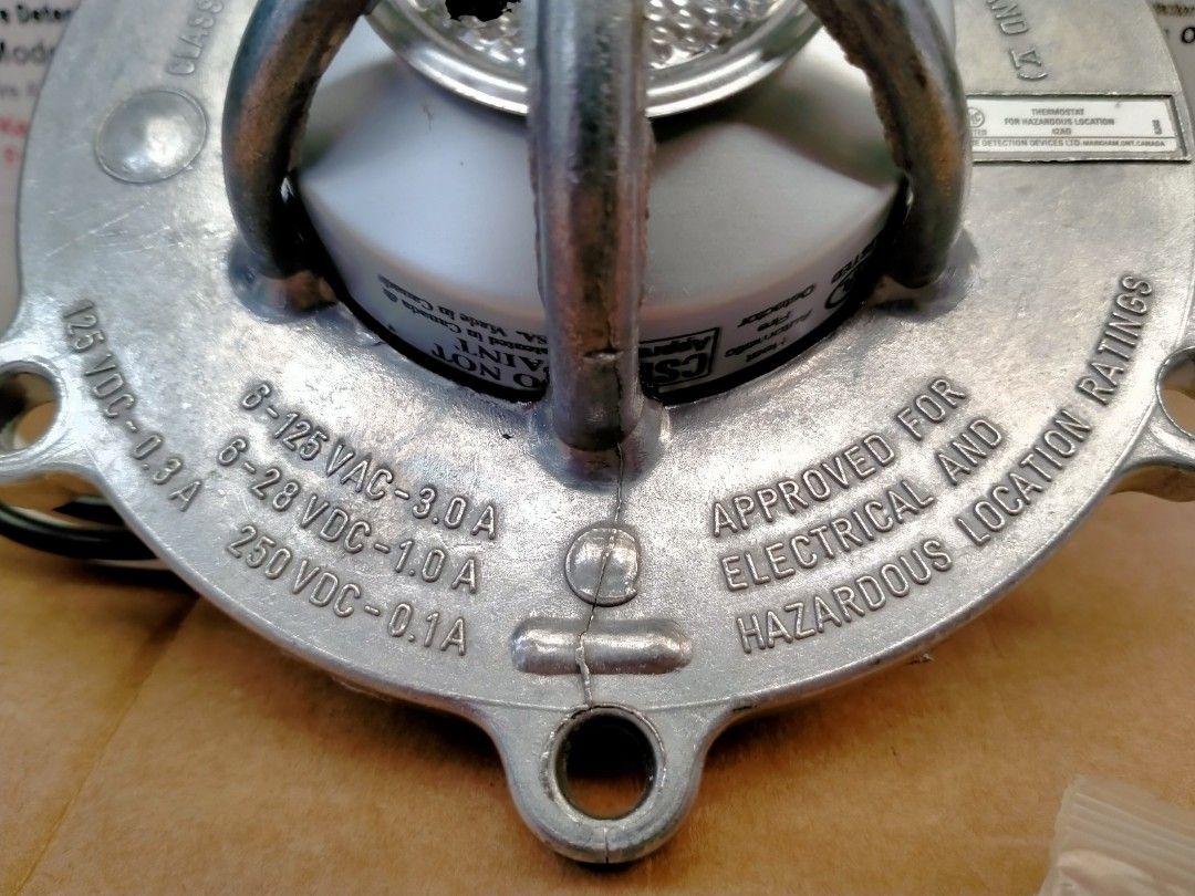 UL listed Explosion Proof Fire Alarm Heat Detector, 135 degrees F fixed ...