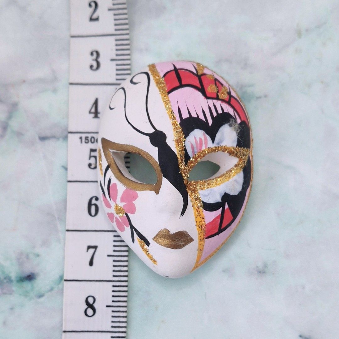 Venetian mask magnet small, Hobbies & Toys, Memorabilia & Collectibles ...