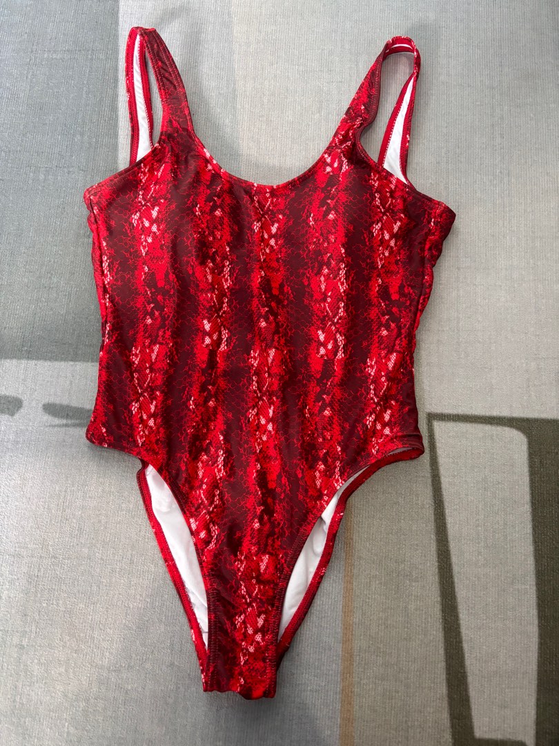 Vero MODA One Piece, Women's Fashion, Swimwear, Bikinis & Swimsuits on ...