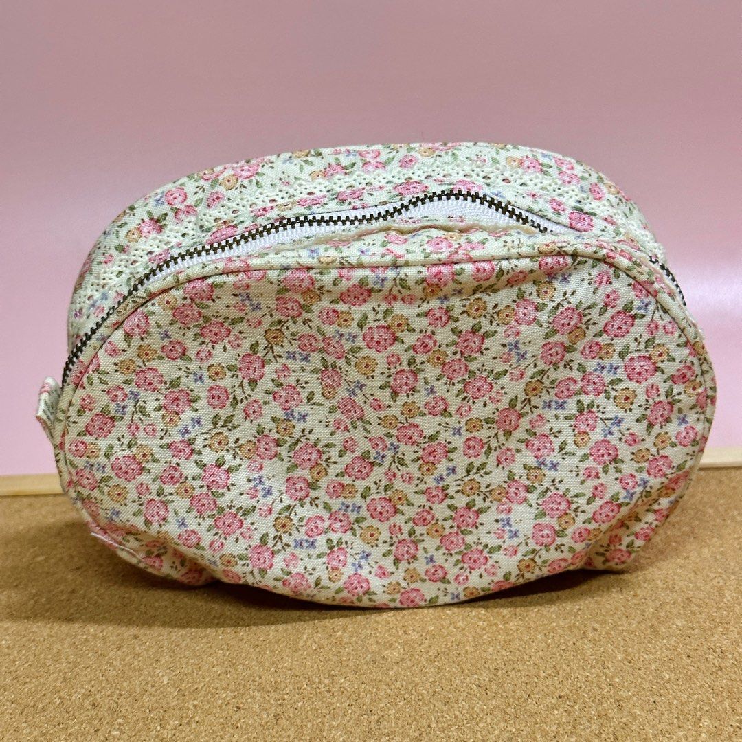 Vintage 1992 Sanrio Marron Cream Pouch 16x12cm - Php 500, Hobbies ...