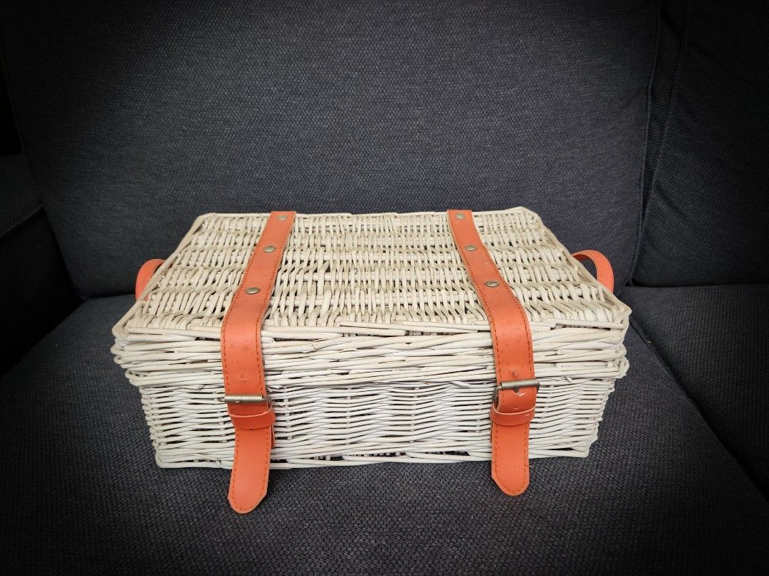 White Rattan Basket, Furniture & Home Living, Home Improvement ...