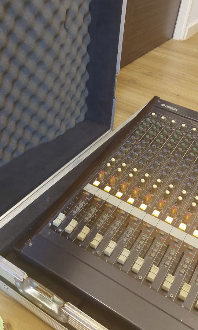 Yamaha MG14/FX14 ( 24 channel mixer ) Analog, Audio, Other Audio ...
