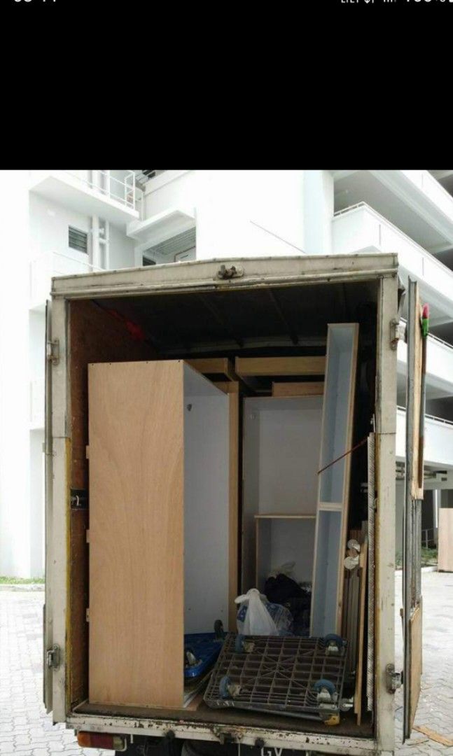 10ft box truck with lorry driver, Home Services, Movers & Delivery, House Moving on Carousell
