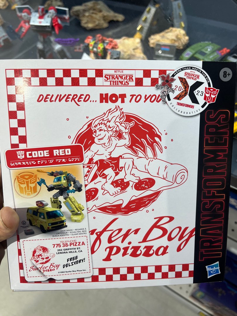 全新 Hasbro 孩之寶 變形金剛 世代聯乘系列 怪奇物語 Stranger Things Code, 書籍、休閒與玩具, 玩具、公仔、桌遊 ...