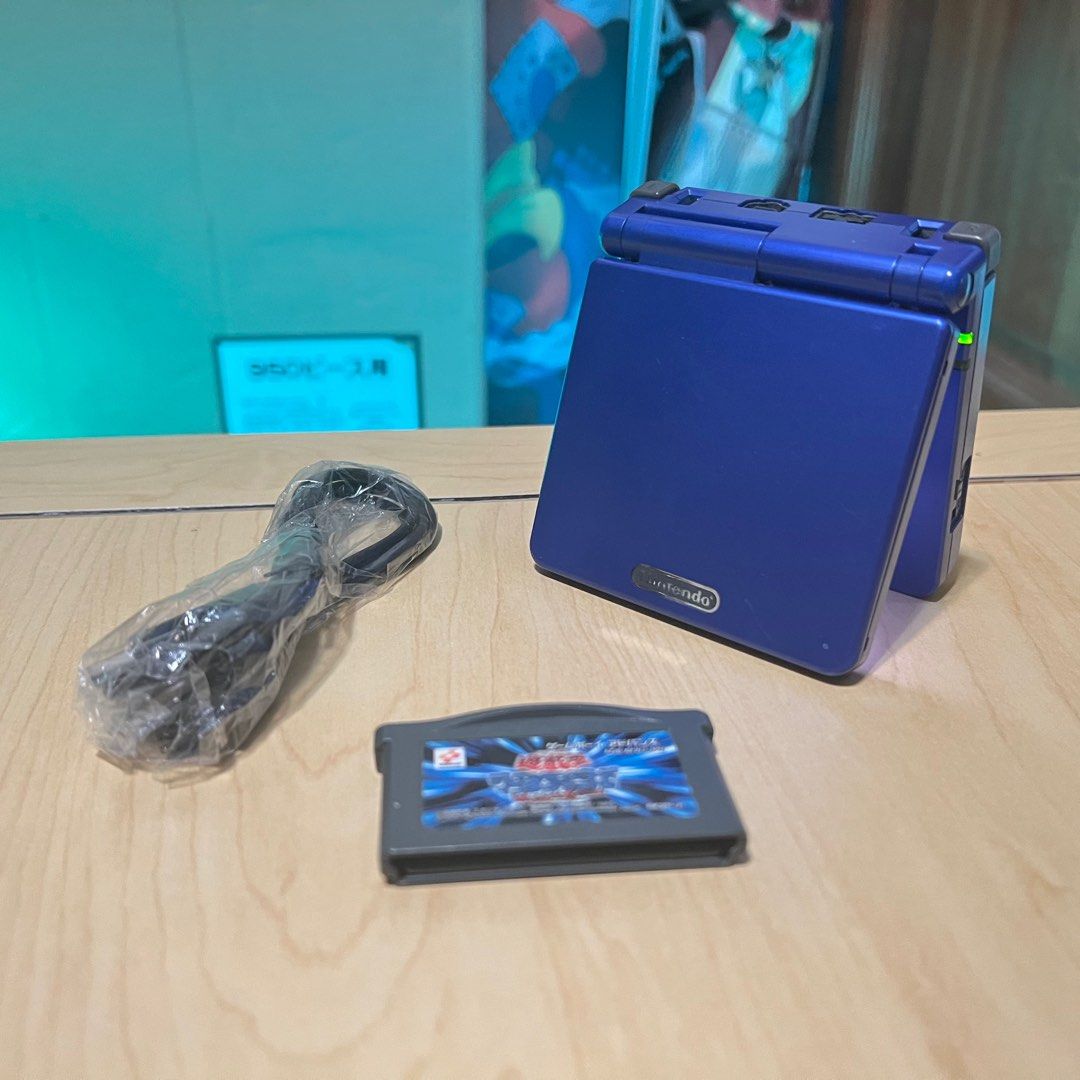 Ags-001 Nintendo Gameboy advance SP (Blue), Video Gaming, Video Game ...