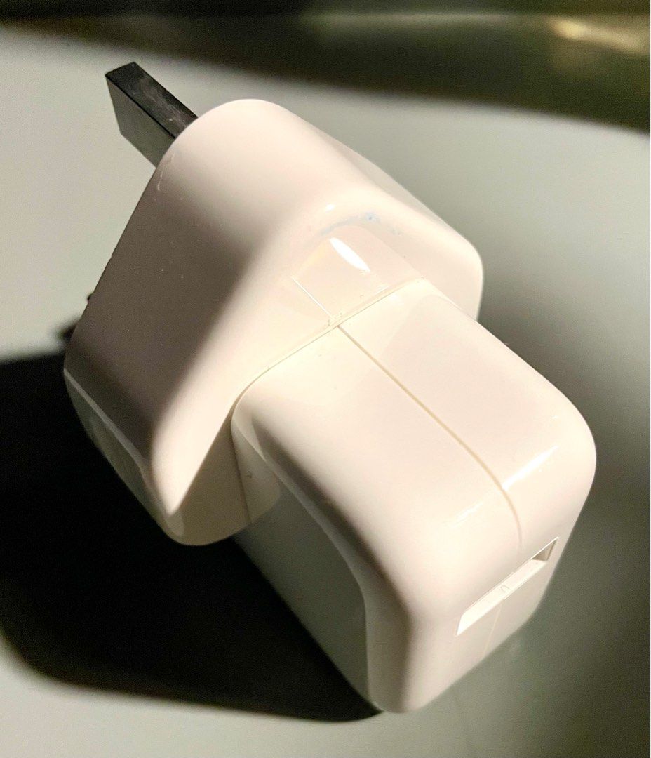 Apple 3 pin local Singapore 12W USB Adapter, Computers & Tech, Parts ...
