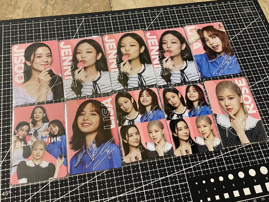 BLACKPINK OREO PC SET, Hobbies & Toys, Memorabilia & Collectibles, K ...