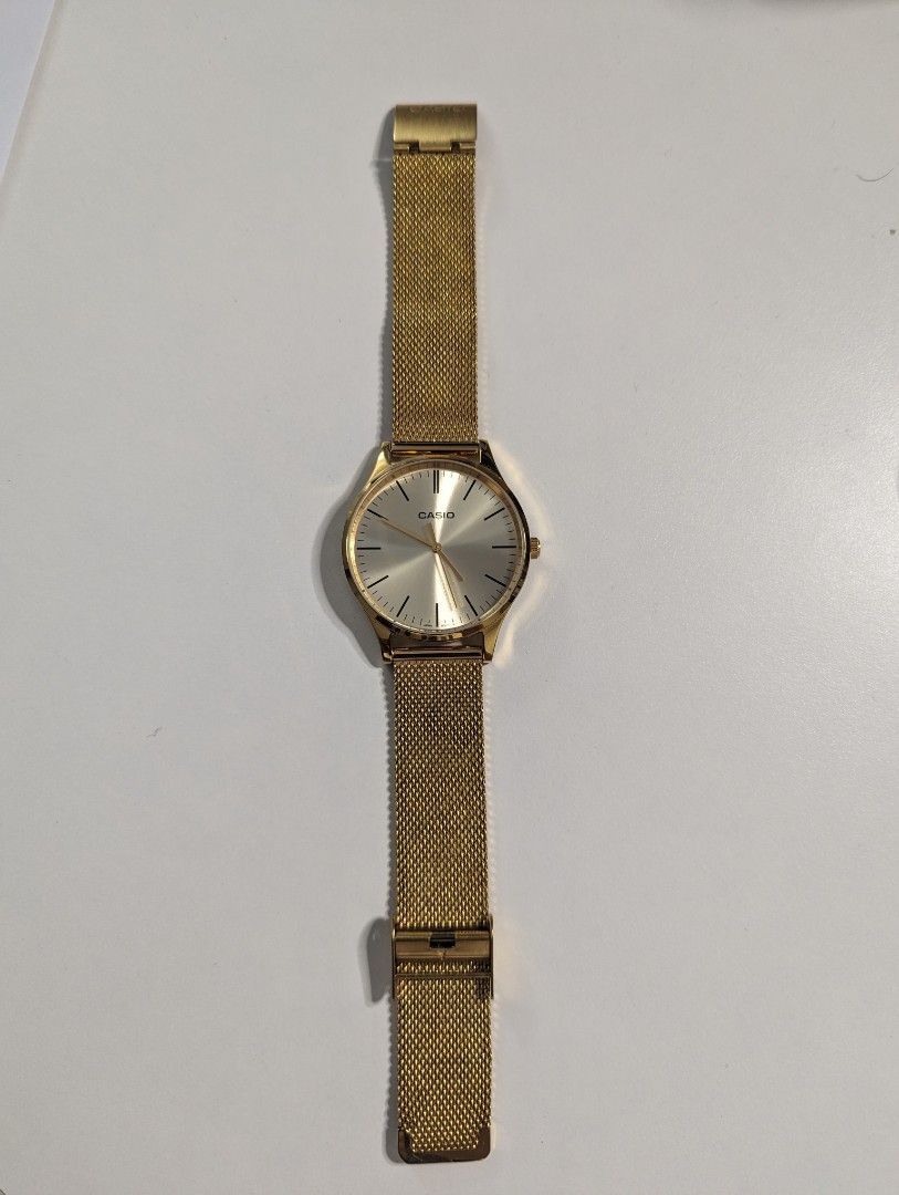 Casio Mesh Watch in Gold, Luxury, Watches on Carousell