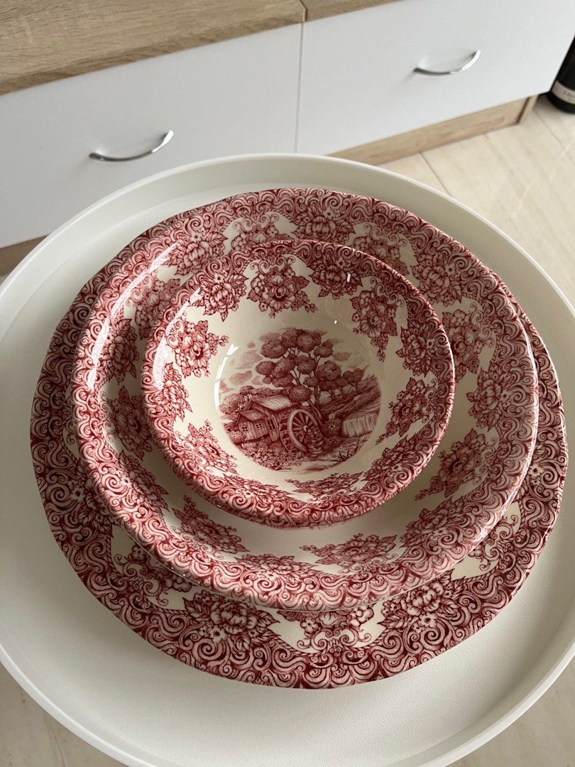 Claytan dinner plates, Furniture & Home Living, Kitchenware & Tableware ...