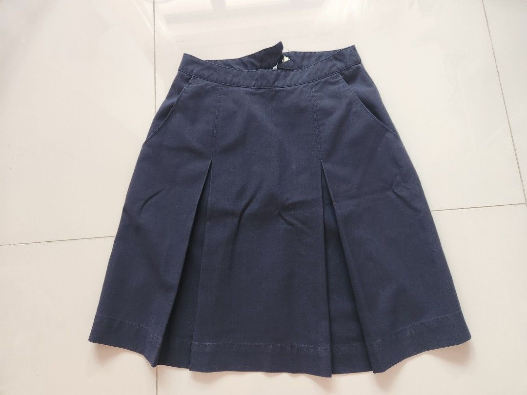 Dunman high girl school uniform, Women's Fashion, Dresses & Sets, Sets ...