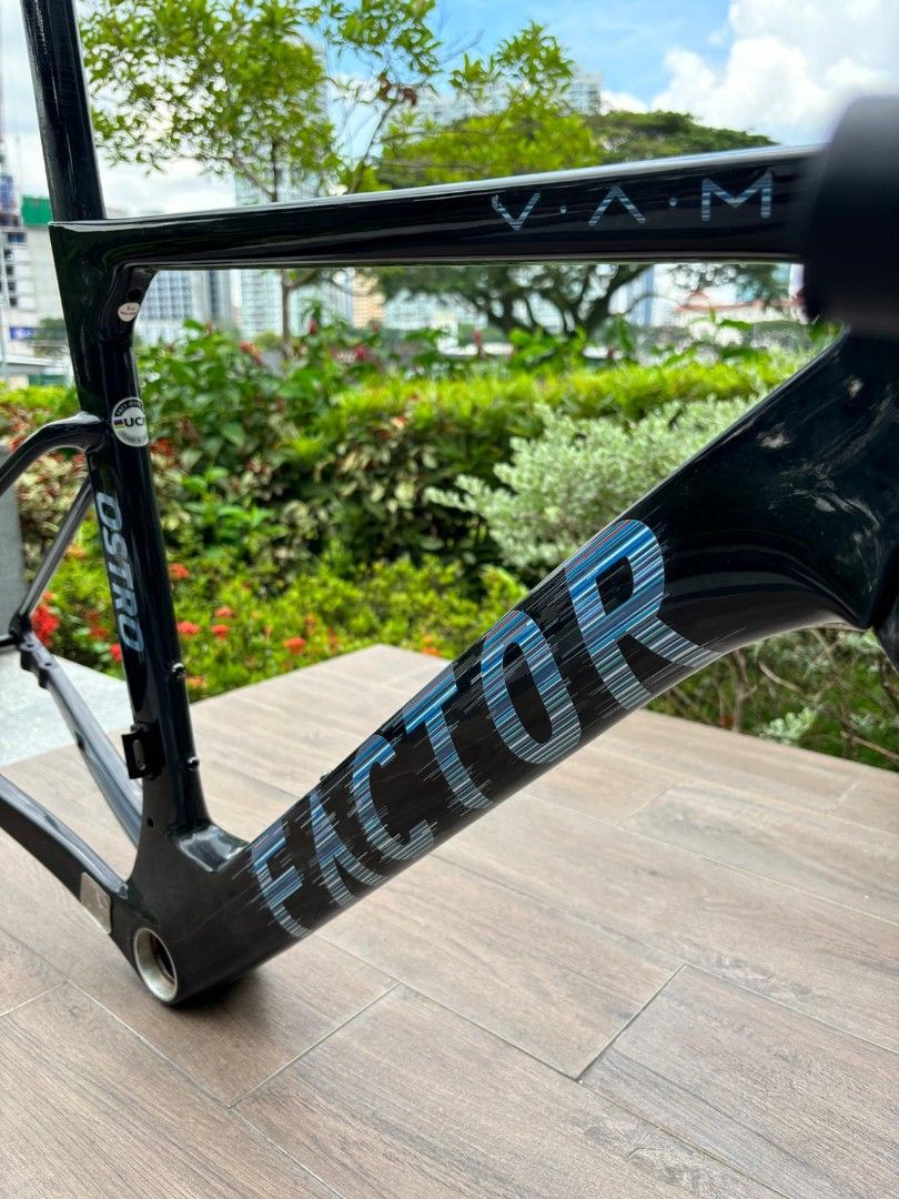 FACTOR Ostro VAM frameset Size 52, Sports Equipment, Bicycles & Parts ...