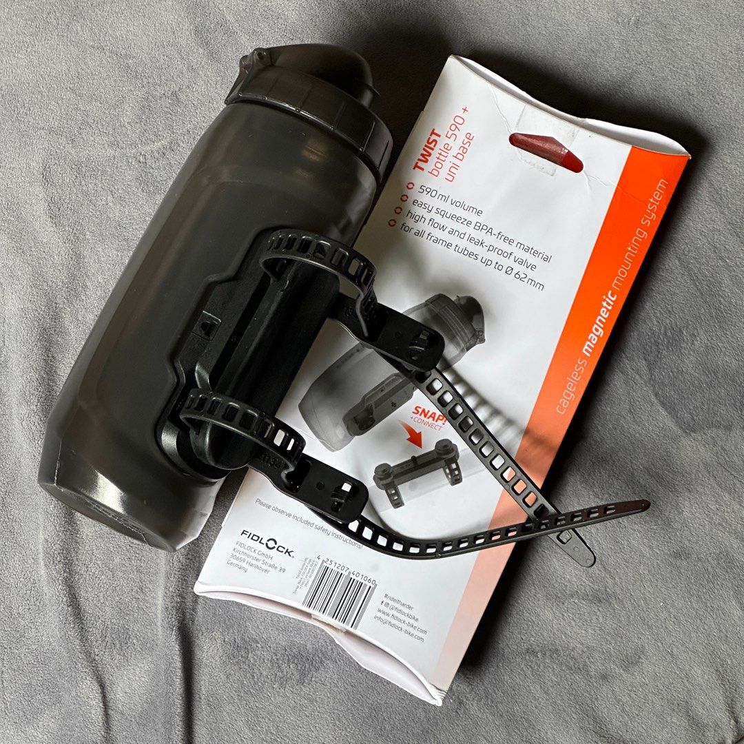 FIDLOCK TWIST WATER BOTTLE 590 UNIBASE, Furniture & Home Living ...