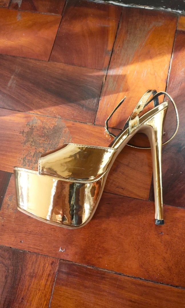 Gold Pageant Heels, Women's Fashion, Footwear, Heels on Carousell