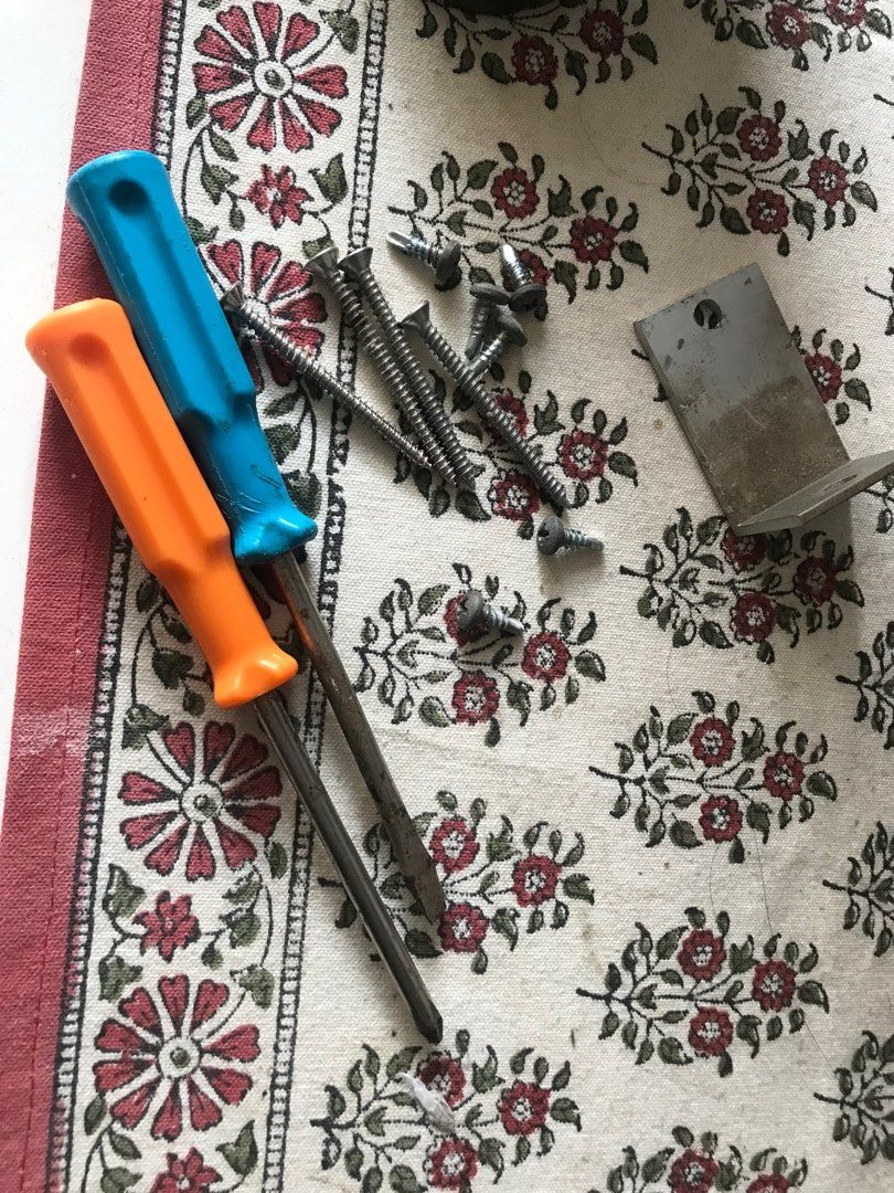 Hdb 5 room security gate rails for living room - 5 windows length ...