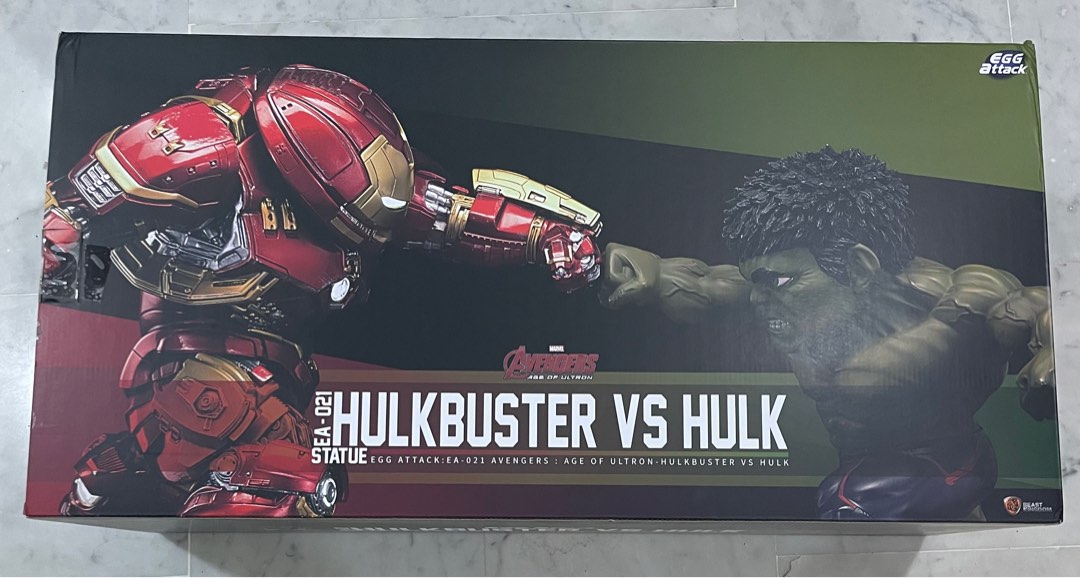 Hulkbuster vs Hulk vs Hulk Statue, Hobbies & Toys, Memorabilia ...