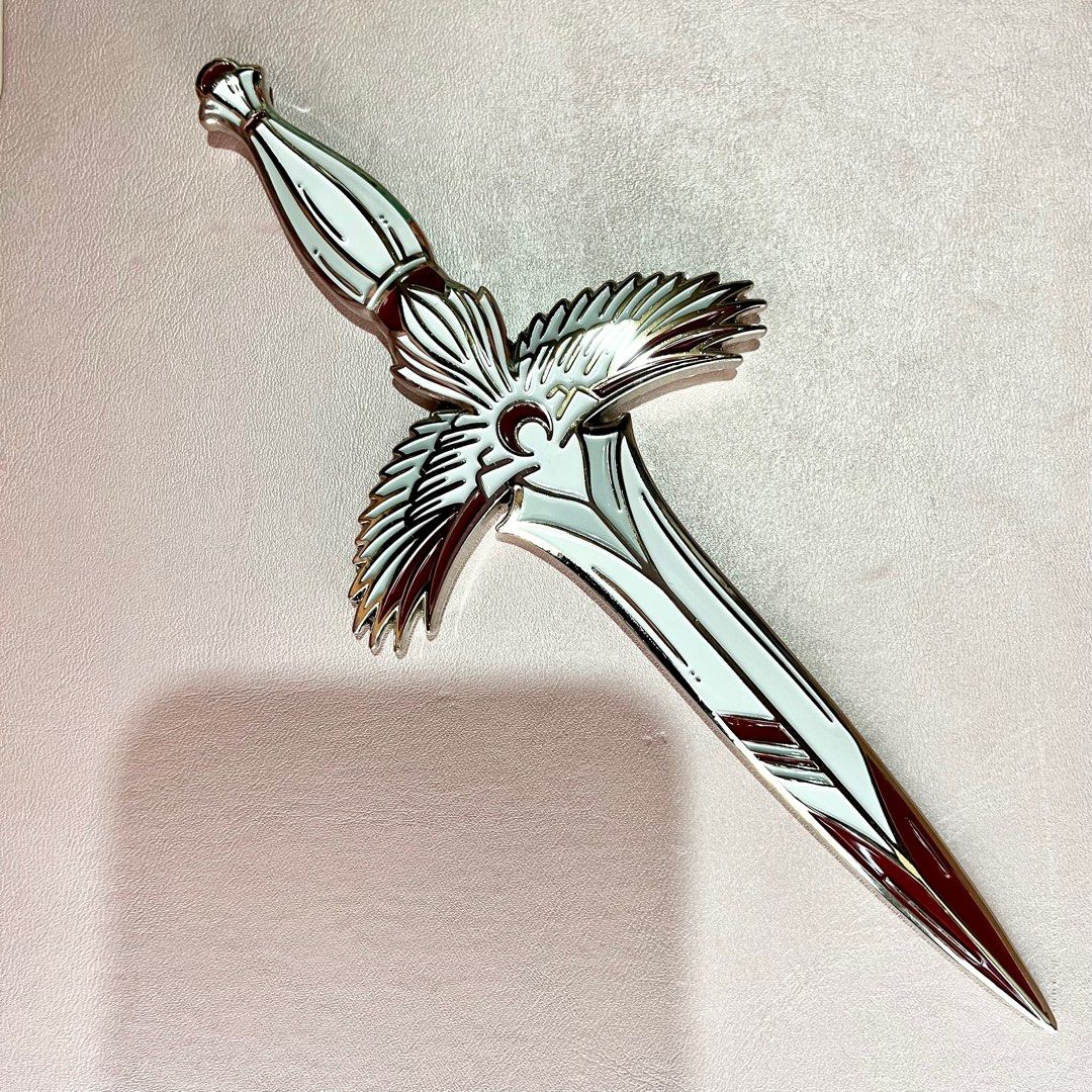 ILLUMICRATE NEVERNIGHT / GRAVEBONE DAGGER / LETTER OPENER, Hobbies ...
