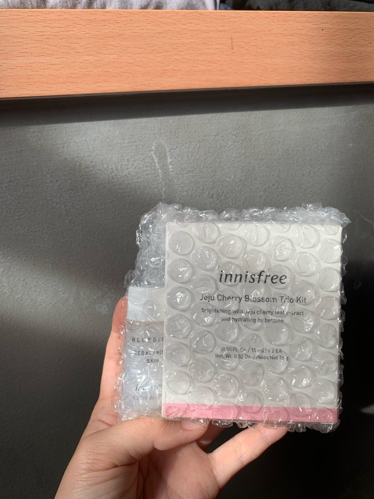 Innis free kit, Beauty & Personal Care, Face, Face Care on Carousell