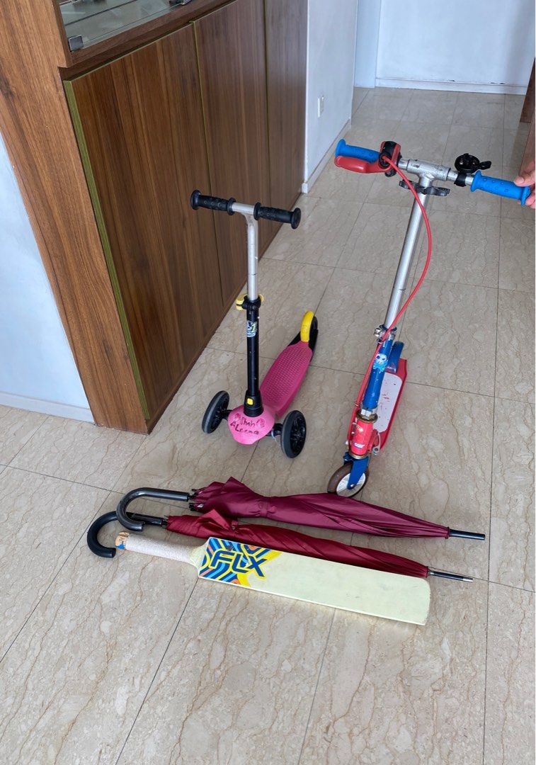 Kids scooters, cricket bat & unbrellas, Sports Equipment, Sports & Games, Racket & Ball Sports ...
