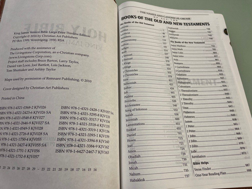 KJV Large Print Thinline Bible, Tan, Thumb Indexed, Hobbies & Toys ...