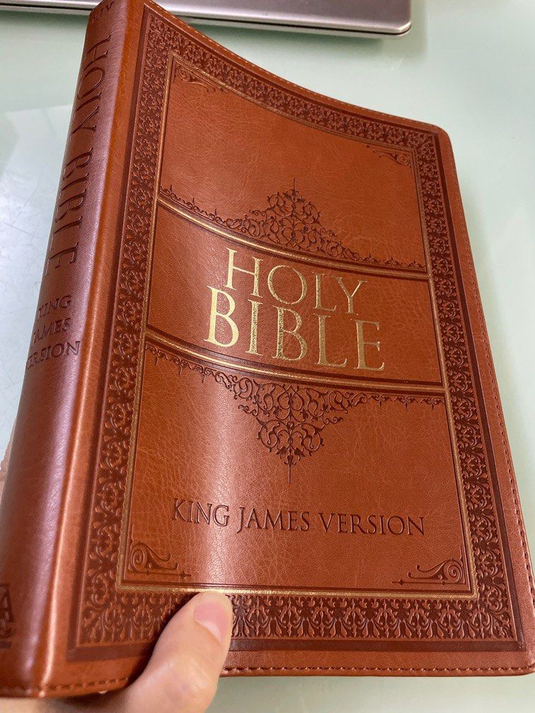 KJV Large Print Thinline Bible, Tan, Thumb Indexed, Hobbies & Toys ...