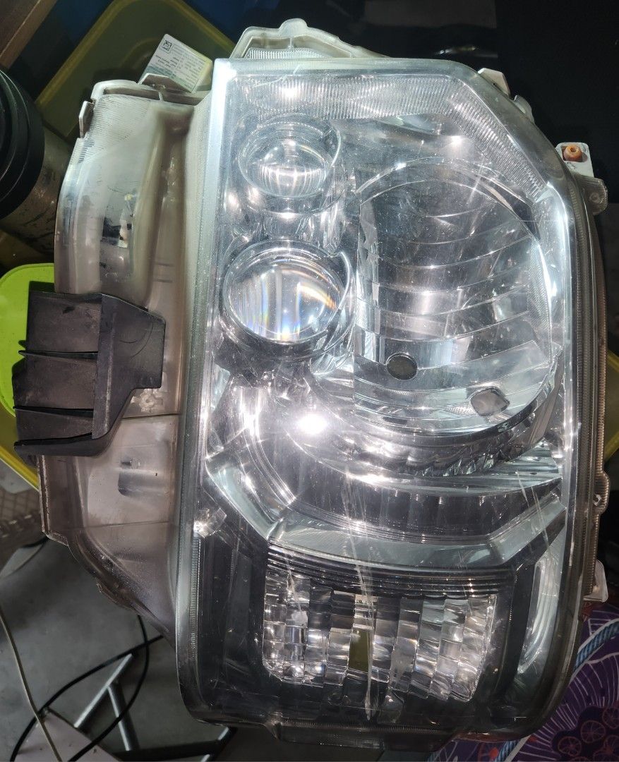 Left side Toyota Combi hiace headlight, Car Accessories, Electronics ...