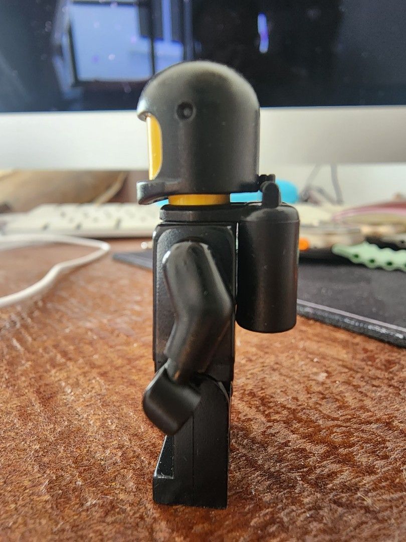Lego Classic Space Black Spaceman Rare Vintage not Star Wars ...