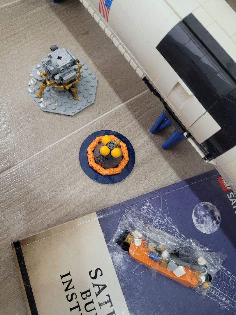 LEGO Ideas Nasa Apollo Saturn V, Hobbies & Toys, Memorabilia ...