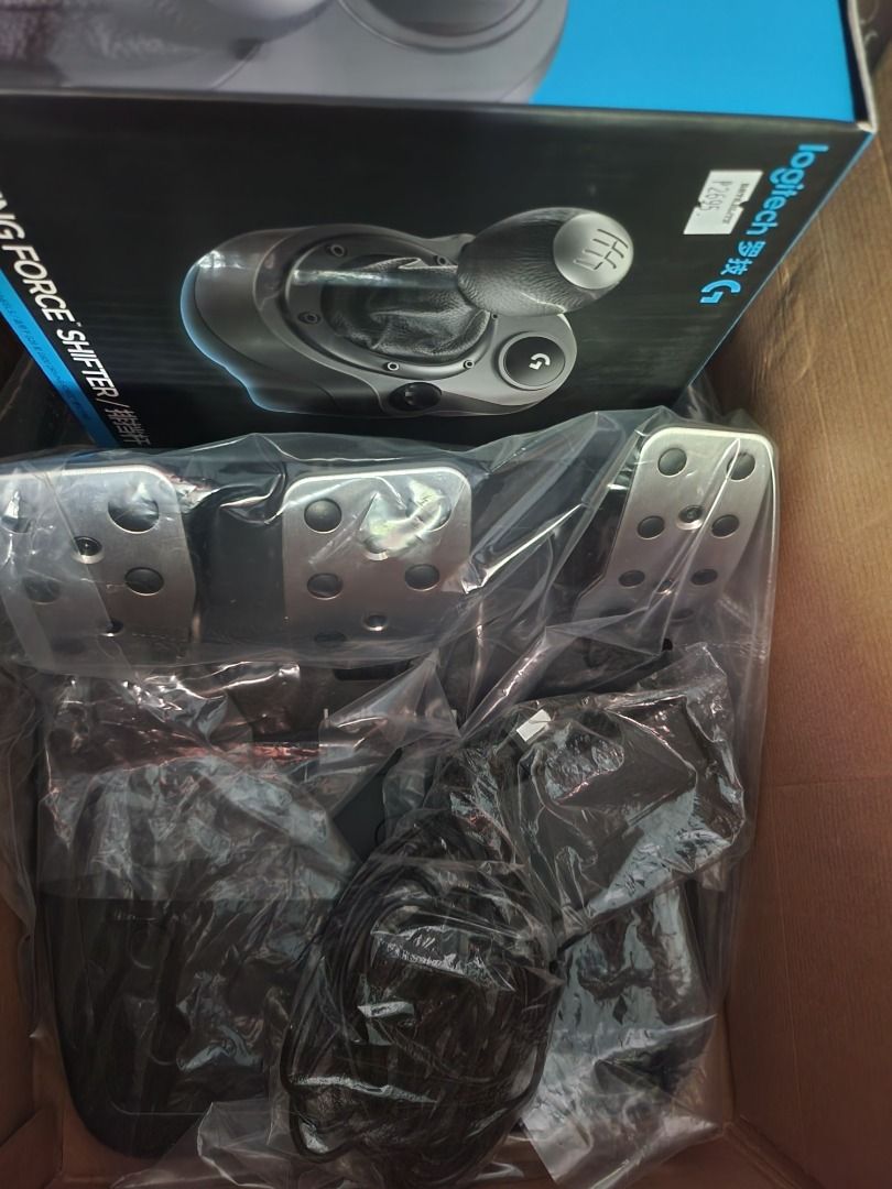 Logitech G920 Steering Wheel, Pedal, and Shifter, Video Gaming, Gaming ...