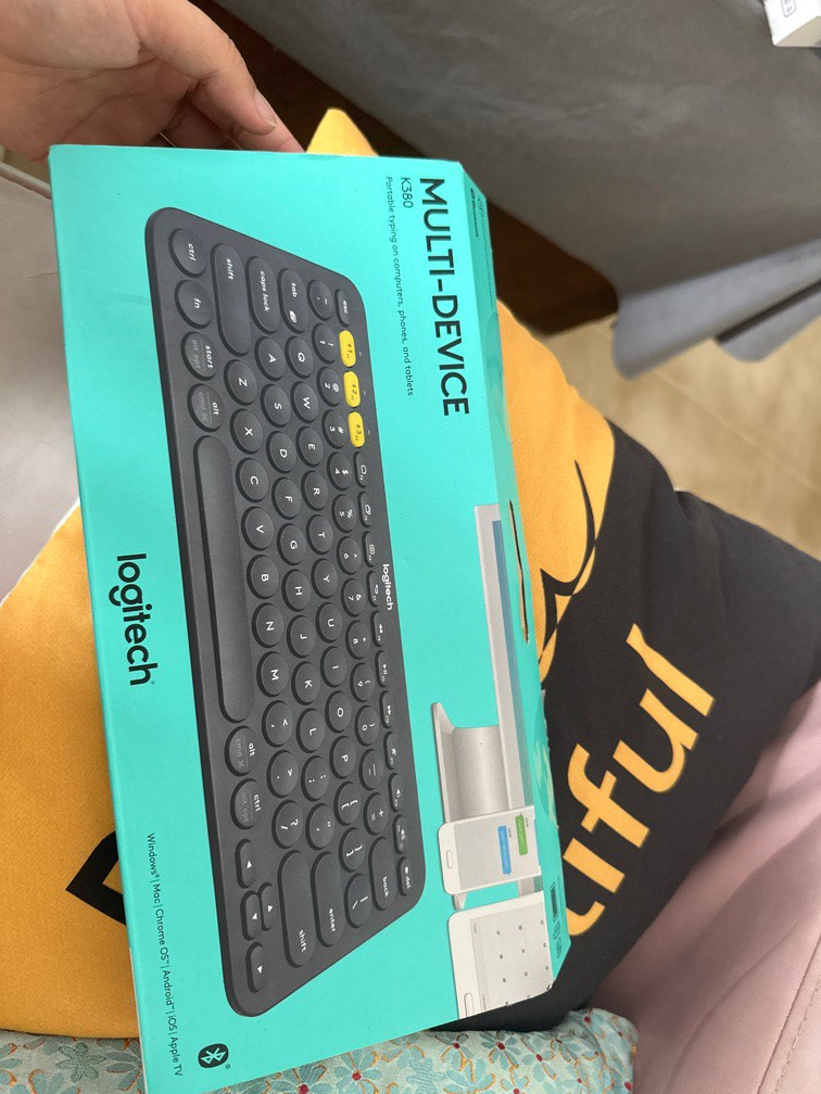 Logitech Keyboard Computers And Tech Parts And Accessories Computer Keyboard On Carousell